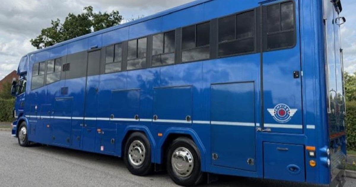 26T Scania R400 Opti-Cruise by Empire Coachbuilders